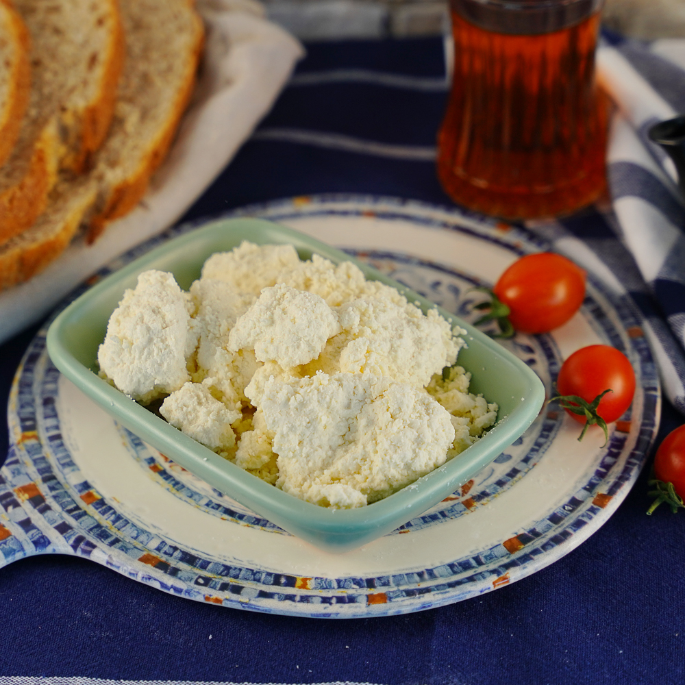 Kaşar Loru – 500 Gr – YÖRÜKLER Süt Ürünleri ve Organik Pazar